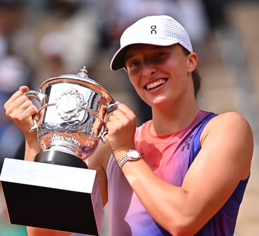 Dominant Swiatek wins third straight French Open title - Obu Sports